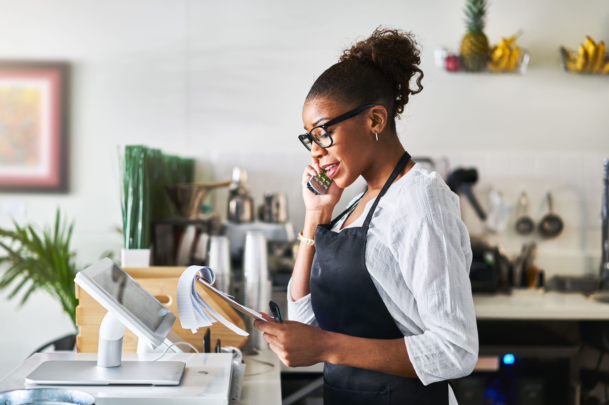 Why raising minimum wage is no longer enough to draw in retail workers ...