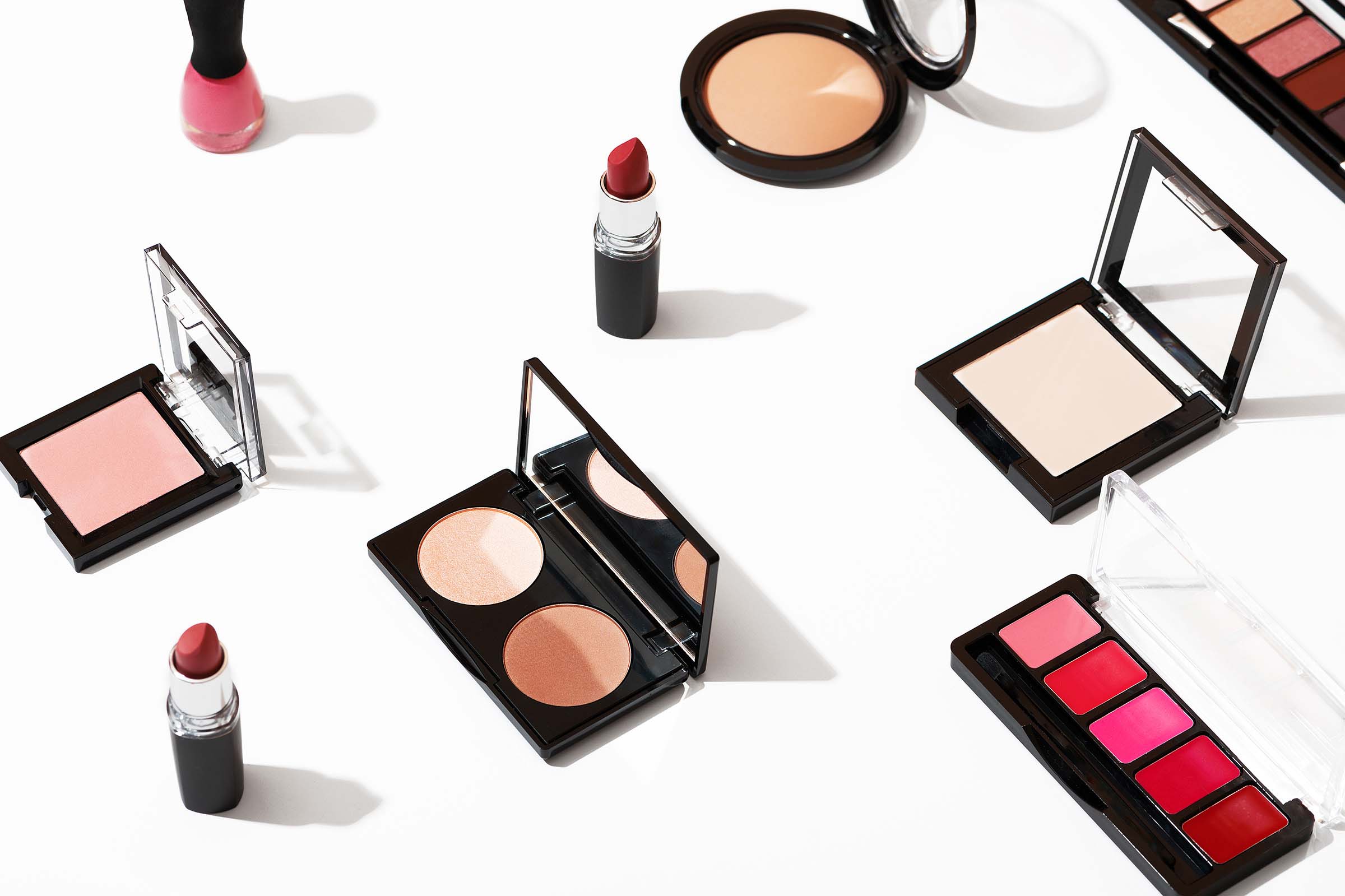Beauty Ecommerce Trends: Growth Strategies, Stats & Brands to Follow ...